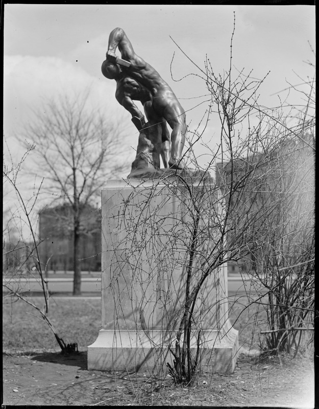 Museum of Fine Arts statues - Digital Commonwealth