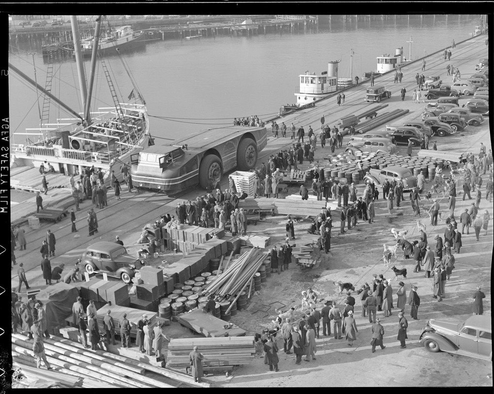 Byrd's polar vehicle, the North Star - Digital Commonwealth