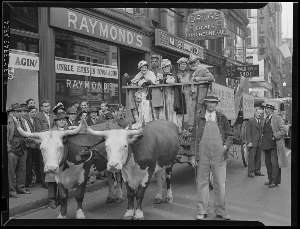 Parade in Boston - Washington St. Raymond department store - Digital ...