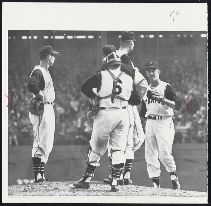 Clem Labine, right, Pittsburgh Pirate twirler, arrives to relieve Fred ...