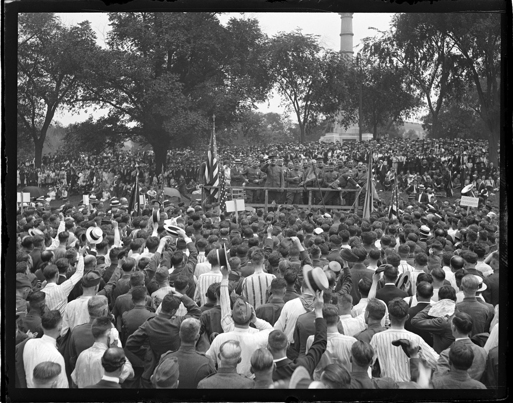 Gen. Edwards introduced on Boston Common - Digital Commonwealth