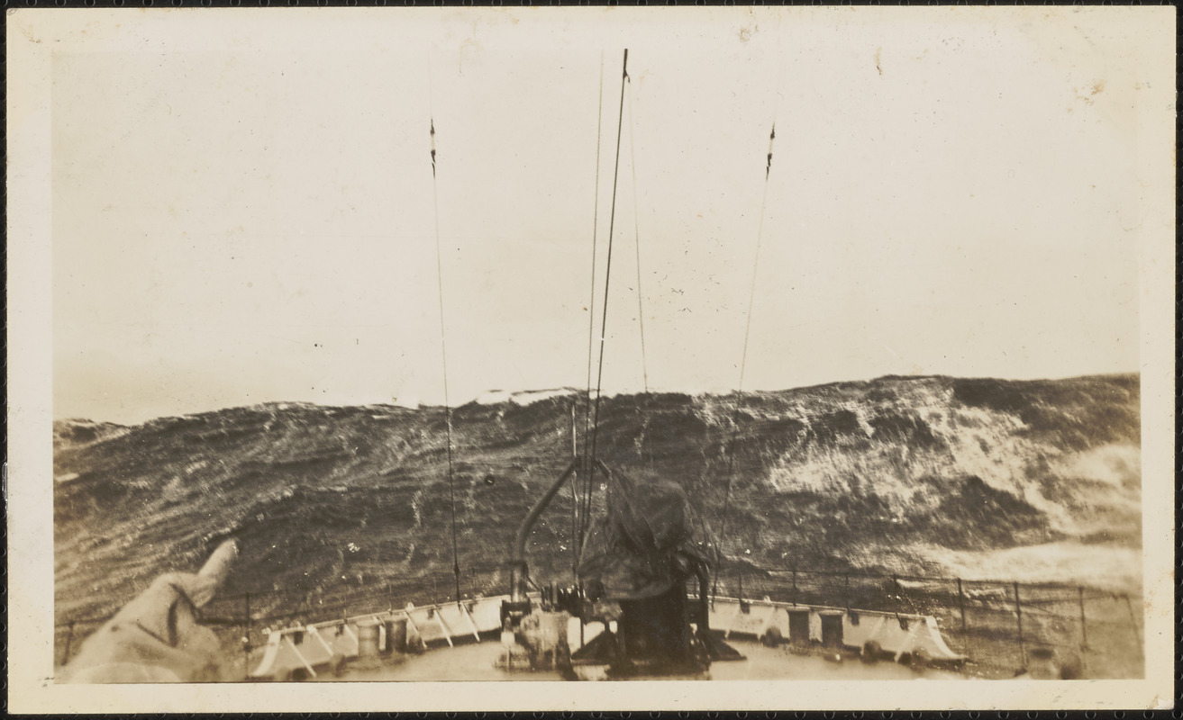 Photo taken from flying bridge of CGC Pontchartrain in heavy seas while ...