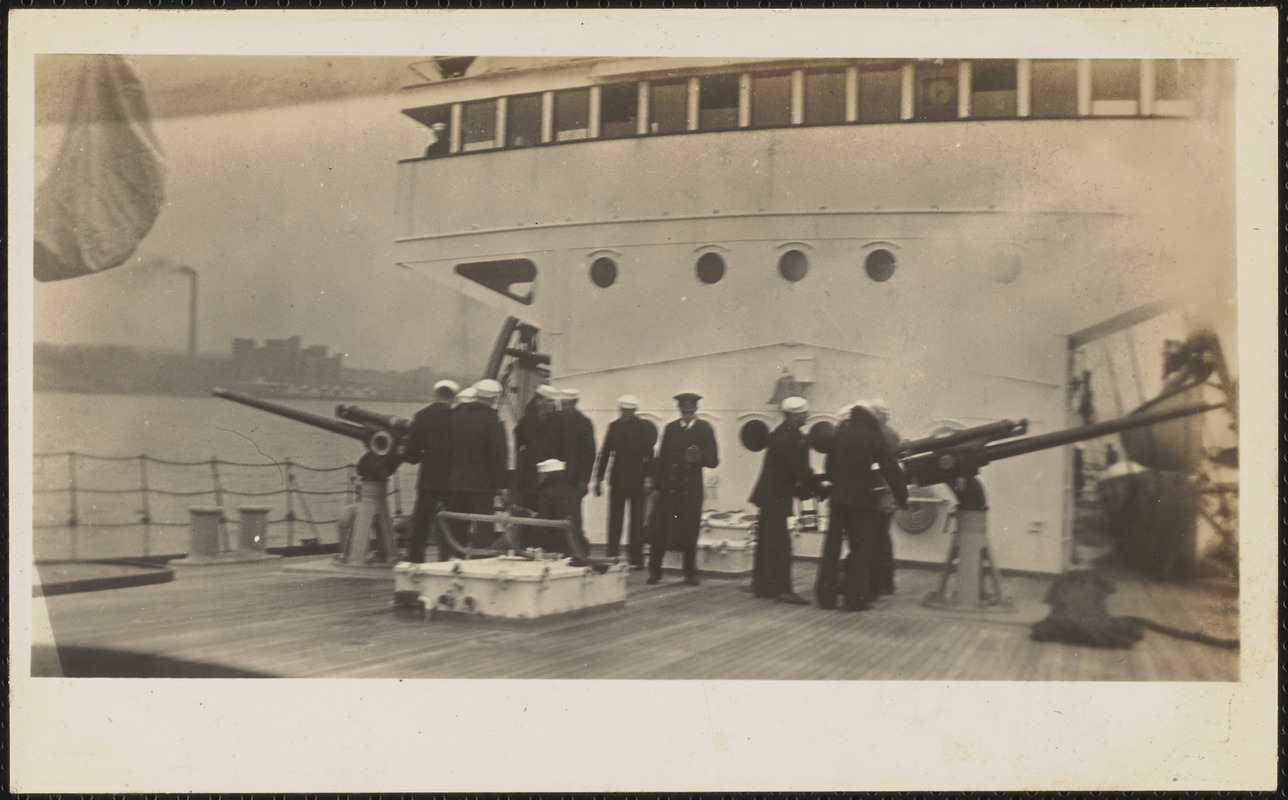 Firing a gun salute from the foc'sle of CGC Pontchartrain circa 1934 ...