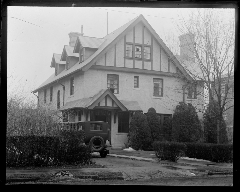 Home of inventor Hiram Maxim, in Hartford, Conn. - Digital Commonwealth