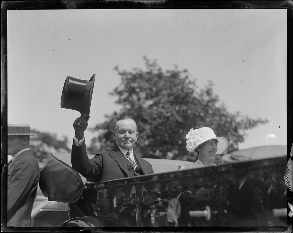 Pres. and Mrs. Coolidge in Cambridge - Digital Commonwealth