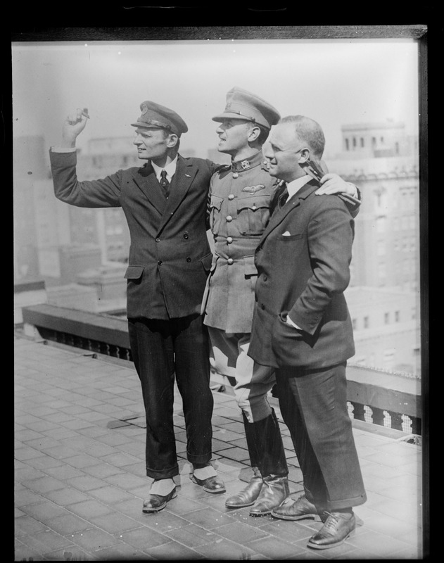 German-Irish Bremen fliers in New York - Digital Commonwealth