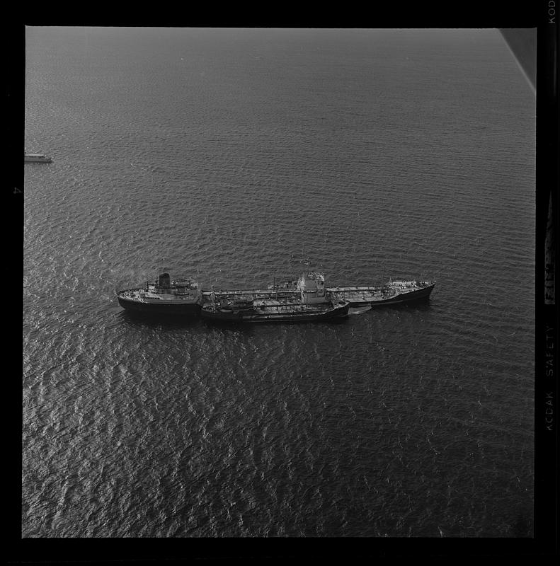 Tanker off Ports. - Digital Commonwealth