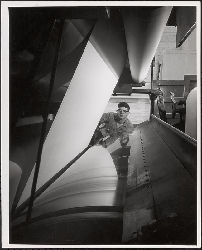 Calender Machine, Bay State Mill - Digital Commonwealth