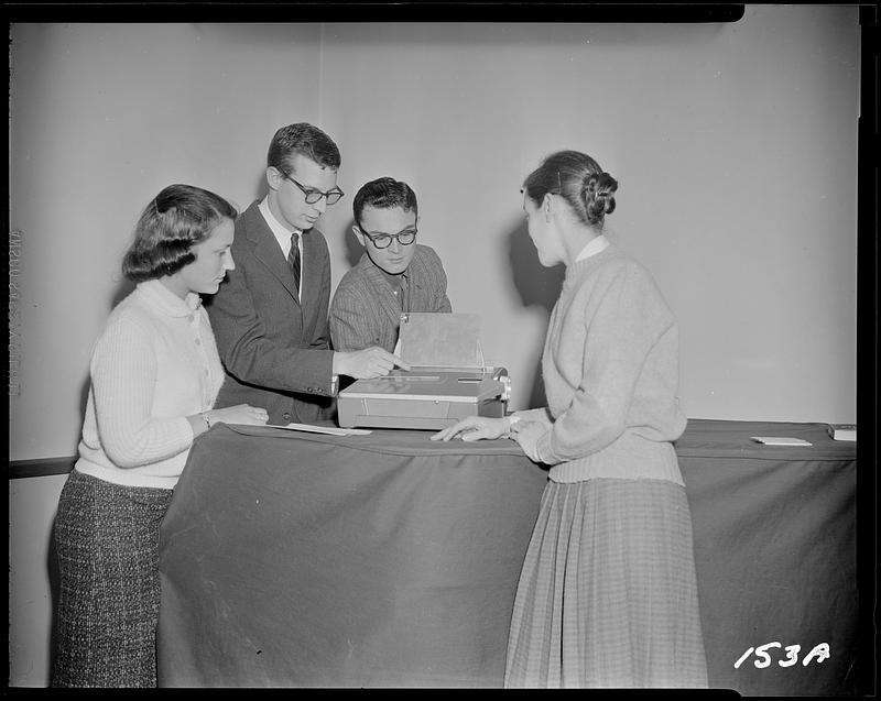 Teaching machine - Digital Commonwealth