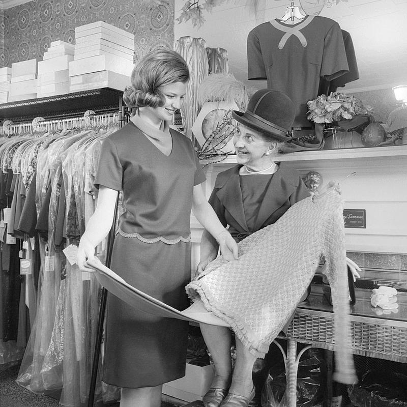 Miss Massachusetts Mabel Bendiksen shopping, New Bedford - Digital ...
