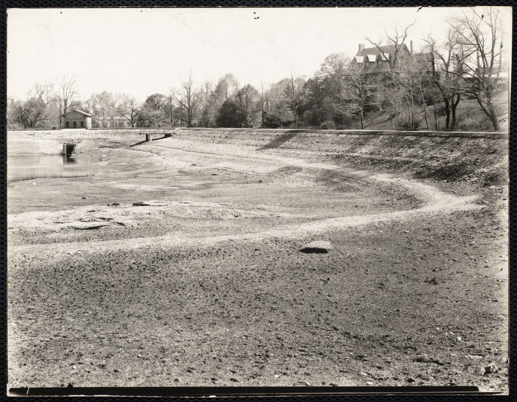 Brookline Reservoir (drained) - Digital Commonwealth