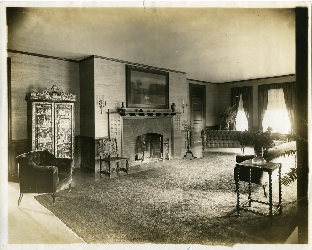 Draper Hall parlor - Digital Commonwealth