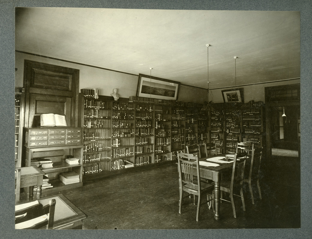 Draper Hall Library (Abbot Academy) - Digital Commonwealth