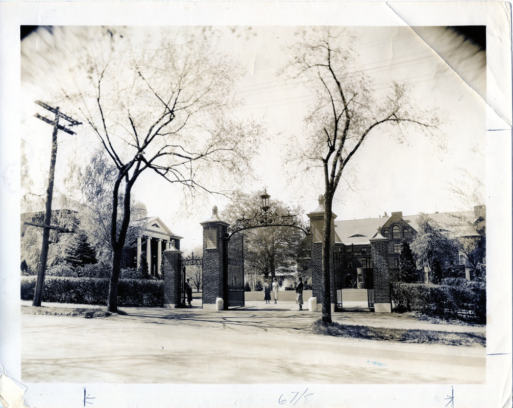 Merrill Memorial Gate, Abbot Academy - Digital Commonwealth