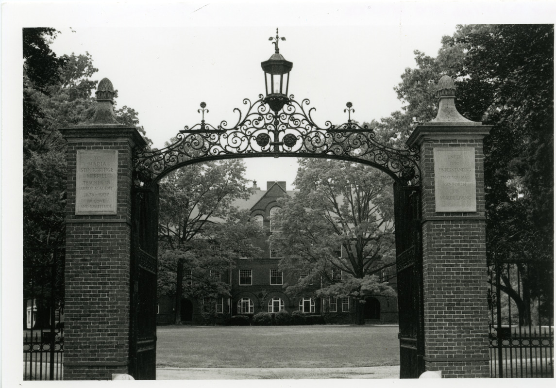 Merrill Memorial Gate, Abbot Academy - Digital Commonwealth