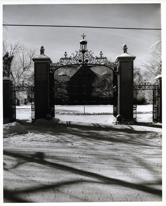 Merrill Memorial Gate, Abbot Academy - Digital Commonwealth