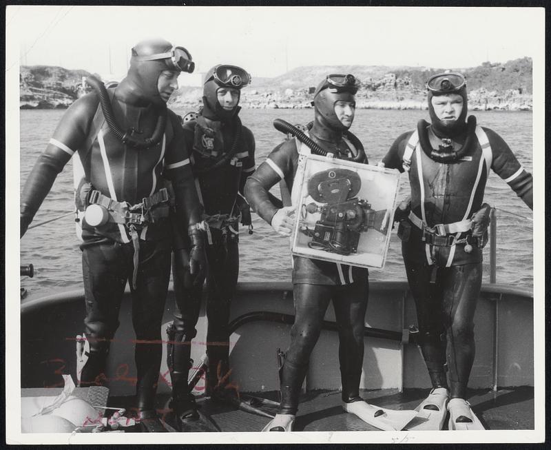 Ready to film underwater sequences off Bermuda for Air Force movie is ...