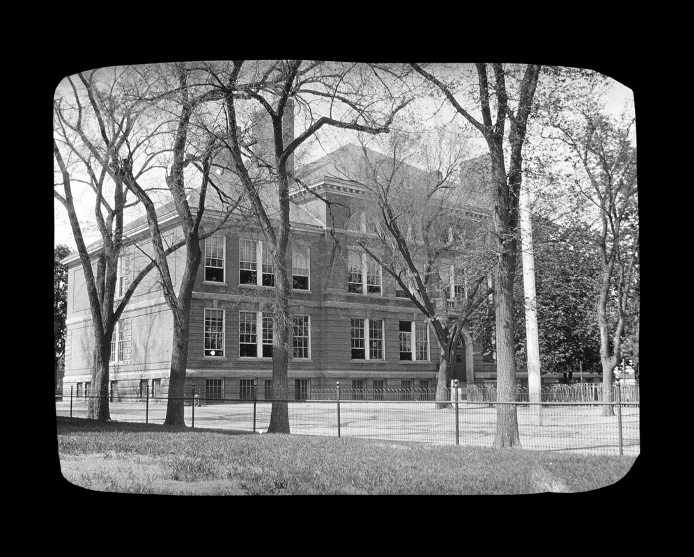 Coddington School building - Digital Commonwealth