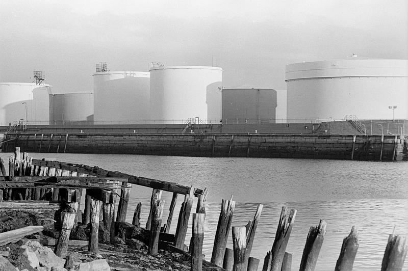 Fuel tanks Chelsea Creek - Digital Commonwealth