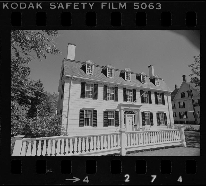 Dalton House exterior - Digital Commonwealth