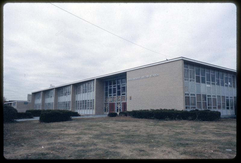 Edith Nourse Rogers School, Lowell, Massachusetts - Digital Commonwealth
