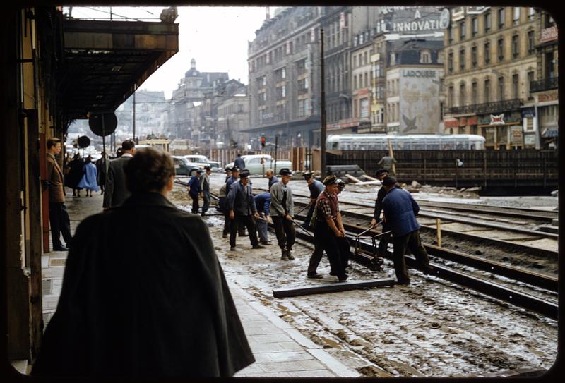 Men working in street, Belgium - Digital Commonwealth