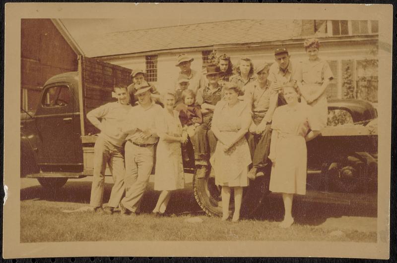 Charles Bardwell, William Dickinson, Jr., Emma, Shirley, William Sr ...