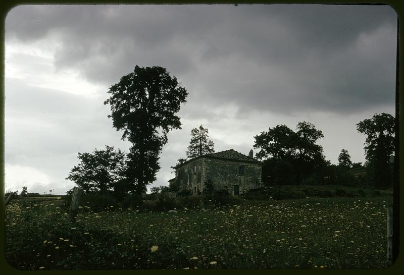Rural building, Roccasicura, Italy - Digital Commonwealth
