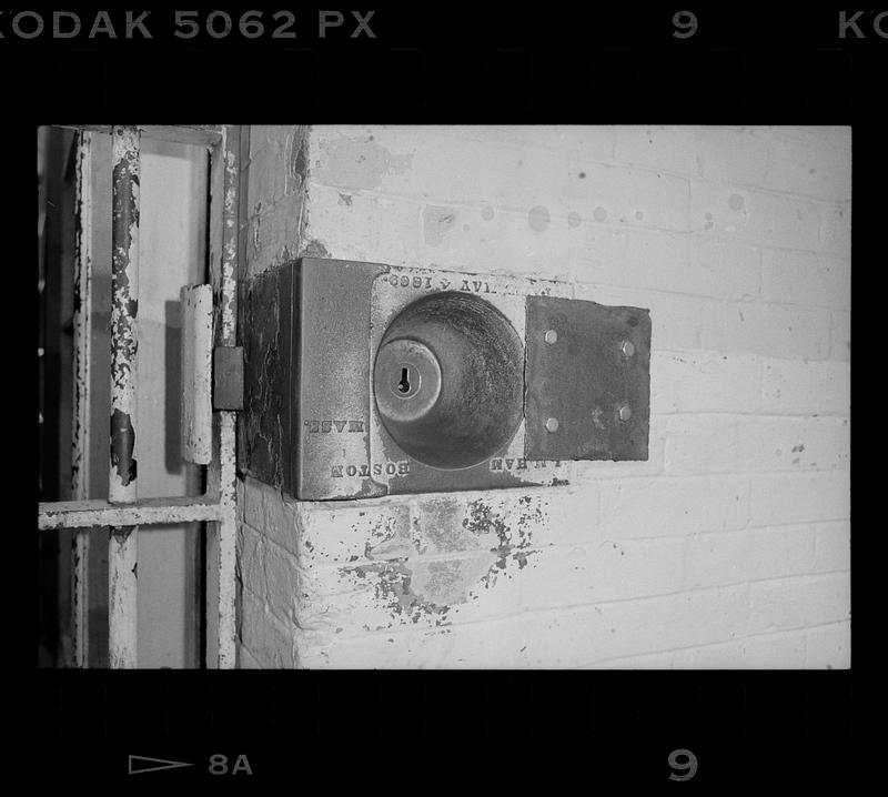 Cell lock, Salem Jail - Digital Commonwealth