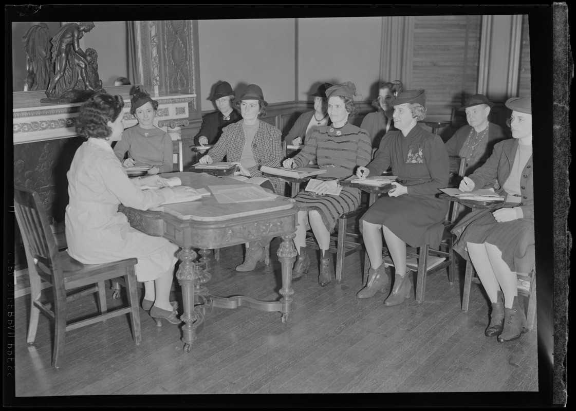 Braille class being taught by Edith De Dominicos - Digital Commonwealth