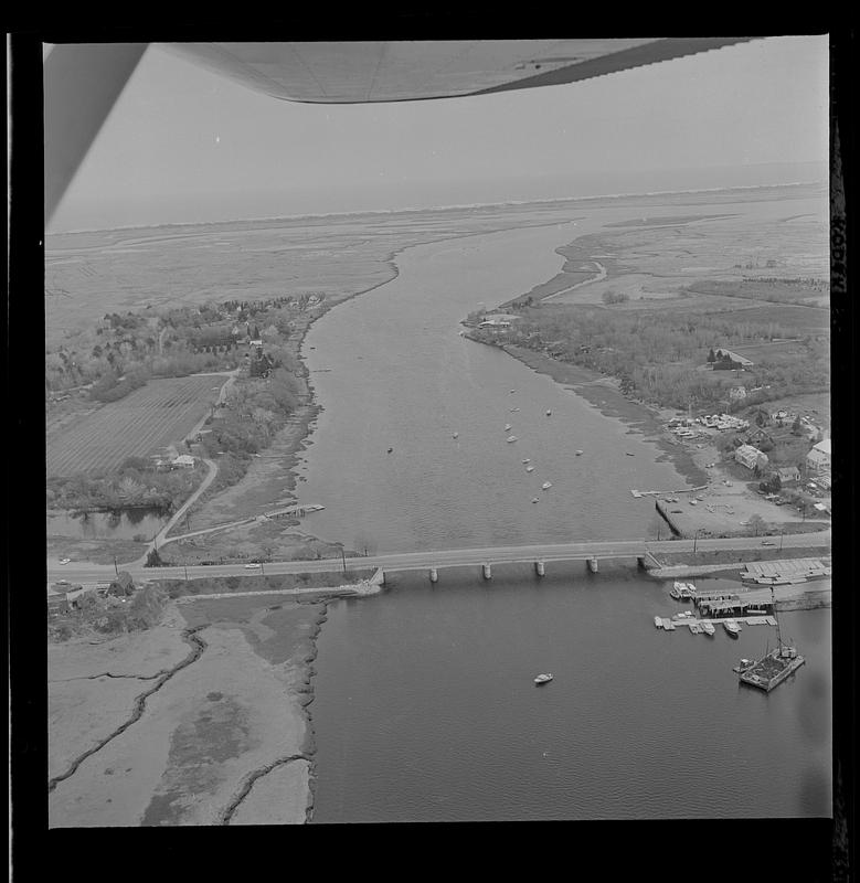 Parker River bridge - Digital Commonwealth