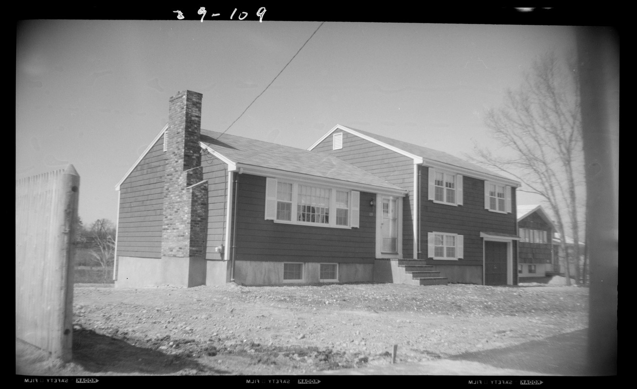 Booth Street #109 - Digital Commonwealth