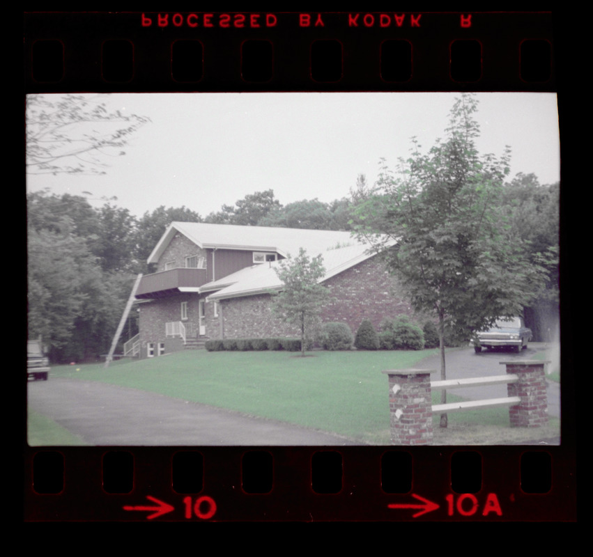 233 Country Way - Digital Commonwealth