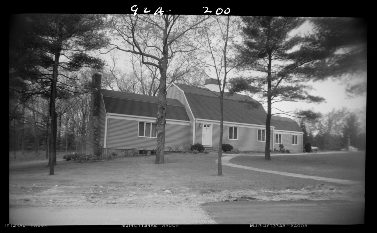 200 Edgewater Drive - Digital Commonwealth