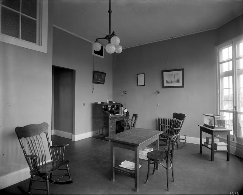 Sun Room and Office in Ludlow Hospital - Digital Commonwealth