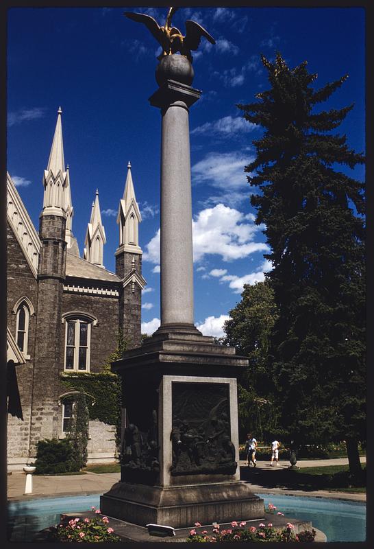 Seagull Monument and Salt Lake Assembly Hall, Salt Lake City, Utah ...