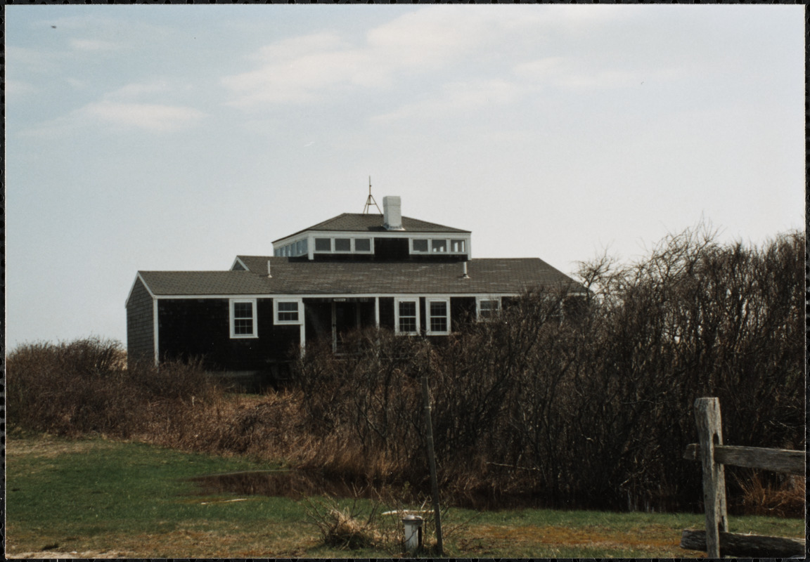 9 Crows Nest Way - Digital Commonwealth