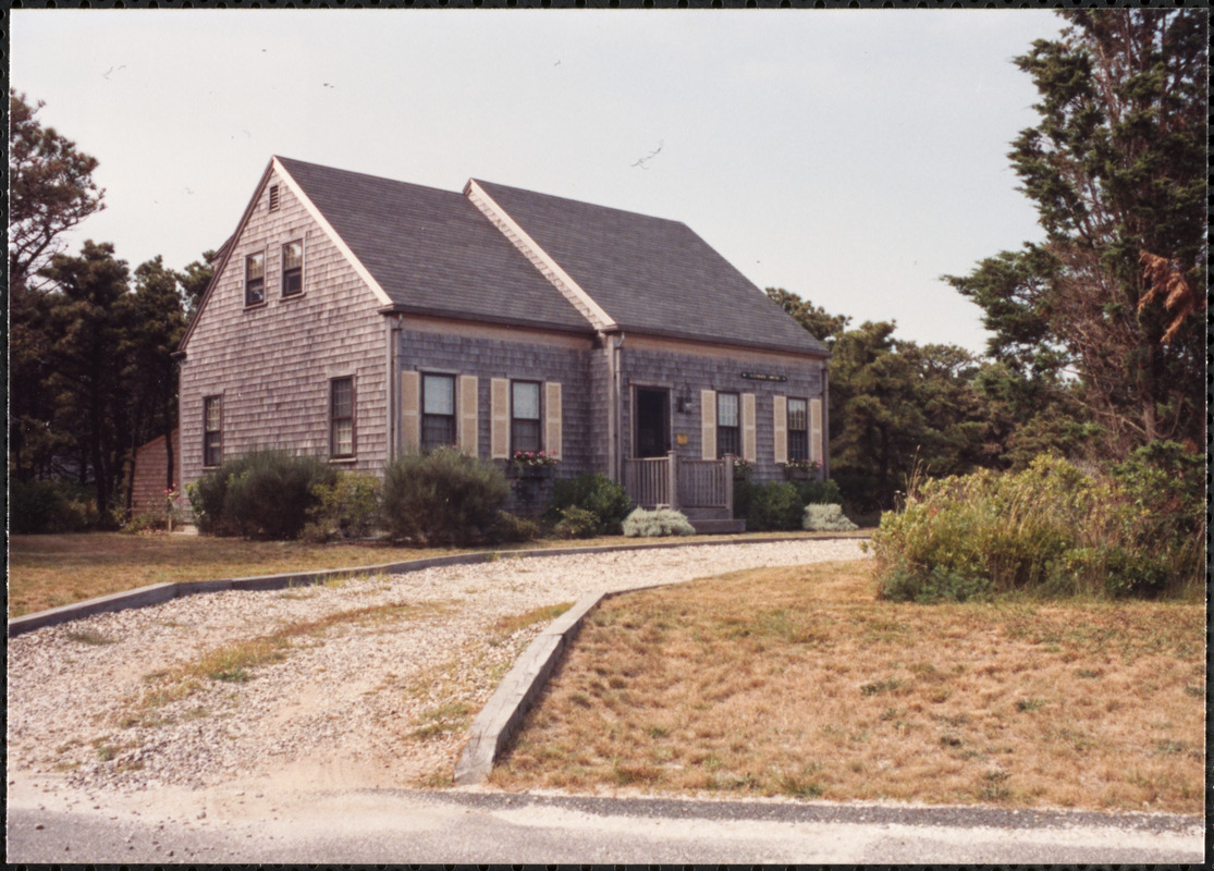 2 Spindrift Circle - Digital Commonwealth