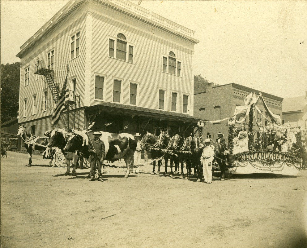 Buckland Grange float pulled by oxen and horses, Buckland, Mass ...