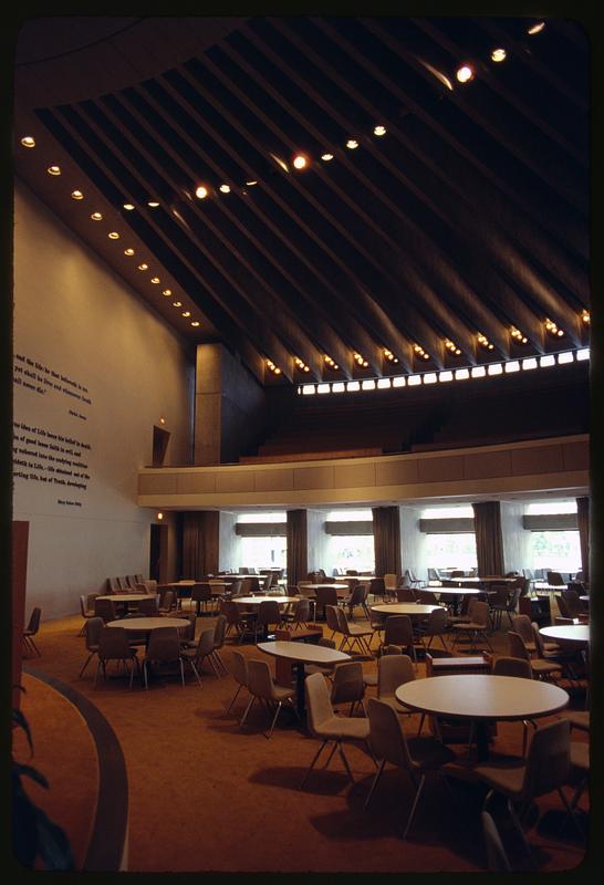 Christian Science Center Sunday School Building - Digital Commonwealth