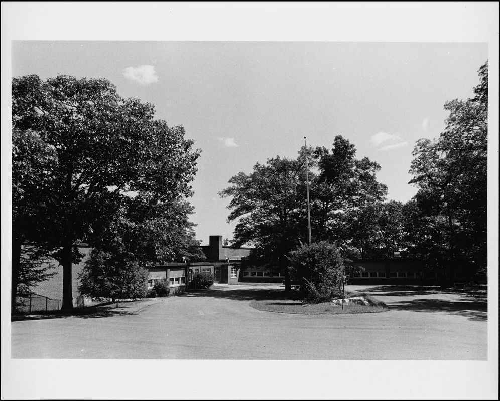 The Eliot School - Digital Commonwealth