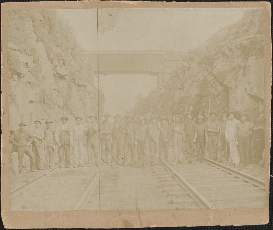 R&R Dig Crew - Digital Commonwealth