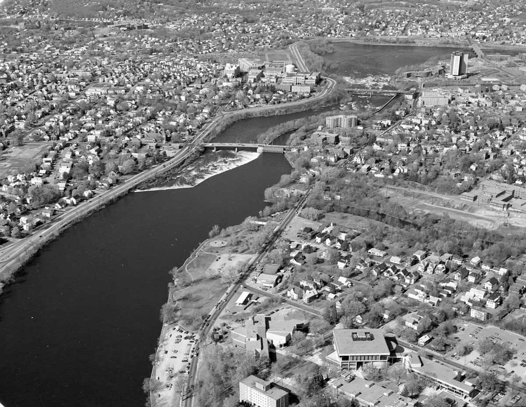 Looking east from O'Leary Library along Merrimack River to bunt ...