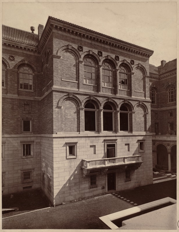 Boston Public Library. Copley Square. Courtyard - Digital Commonwealth