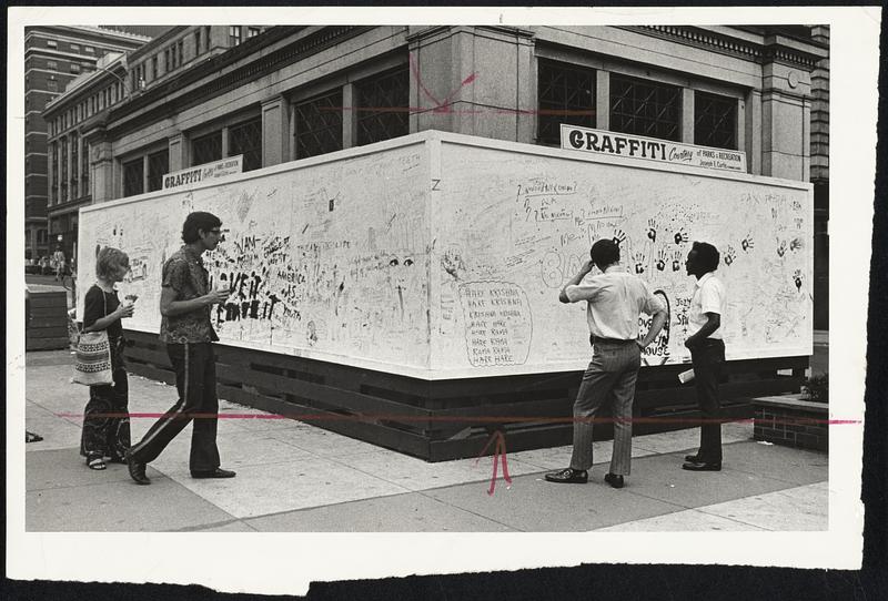 Graffiti Board on Boston Common is drawing complaints that some the ...