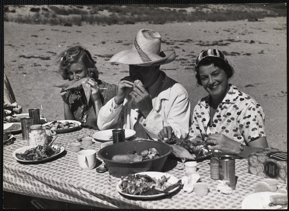 Siasconset clam bake Elaine Hutchinson, Mr + Mrs Eben Hutchinson - Digital Commonwealth