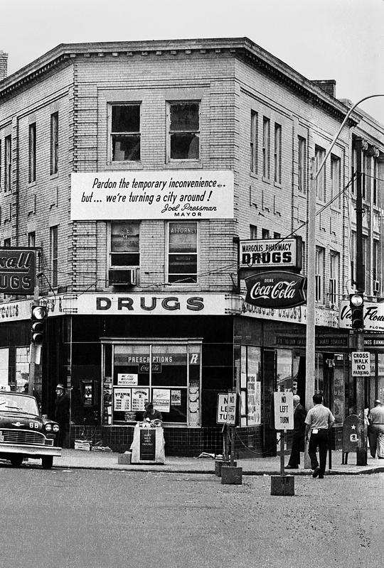 Pardon the temporary inconvenience - Digital Commonwealth