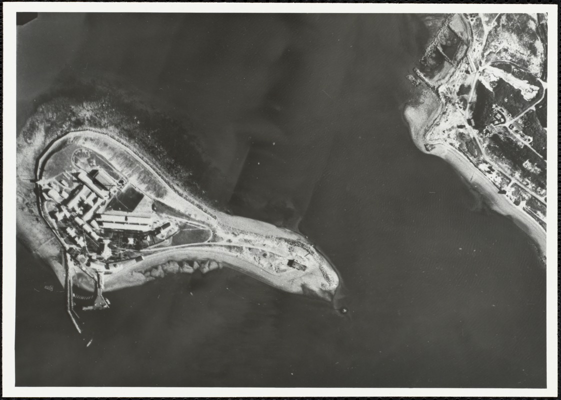 Navy radio school. Gallop's Isl., 1944 - Digital Commonwealth