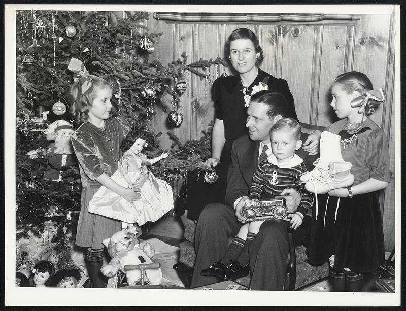Christmas Tree at Mayor Tobin's Home L to R. Carolann Mrs Tobin Mayor ...
