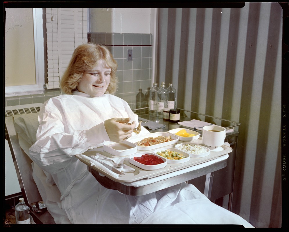 Food lab, hospital food service system - Digital Commonwealth